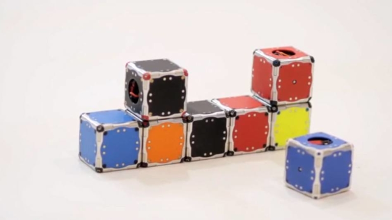 Self-Assembling Robotic Cubes Today, Transformer Apocalypse Tomorrow ...